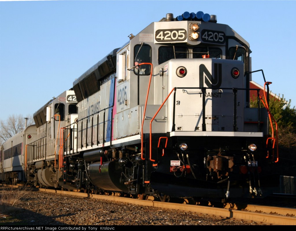 NJT 4205 Doubleheader on NJT